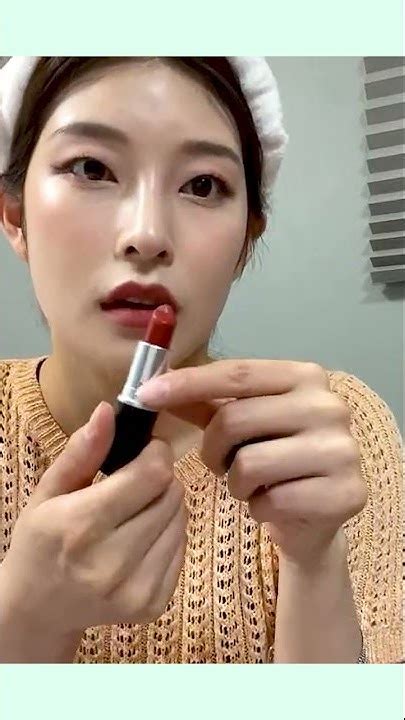 데일리 메이크업 첫 유튜브 라이브 방송 중 Shorts Youtube