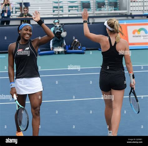 Coco Gauff And Caty Mcnally Usa Defeated Alize Cornet And Jil Teichmann
