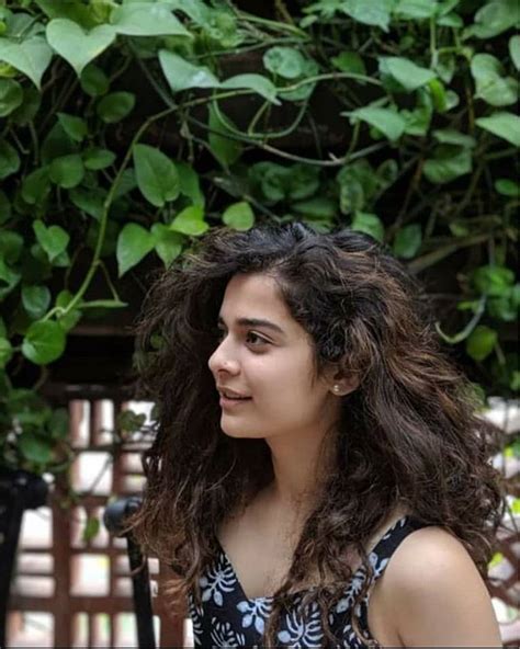 Pin On Cute Mithila Palkar