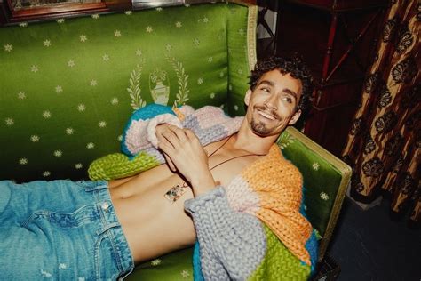 Robert Sheehan On Tumblr