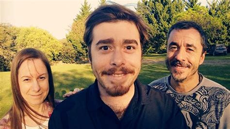 El diálogo de Migue Granados con una médium que asegura comunicarse con su mamá muerta Tu papá