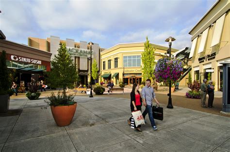 Clackamas Town Center Travel Oregon