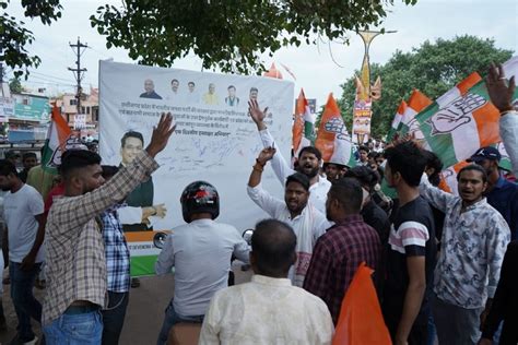 Mla देवेन्द्र यादव और अन्य गिरफ्तारी के खिलाफ चलाया हस्ताक्षर अभियान Suchnaji