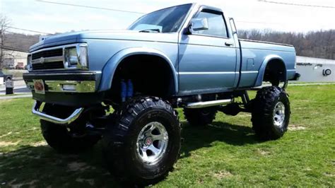 1987 Chevrolet S10 Custom Lifted 4 Spd 350 V8 Sbc Full Size Axles