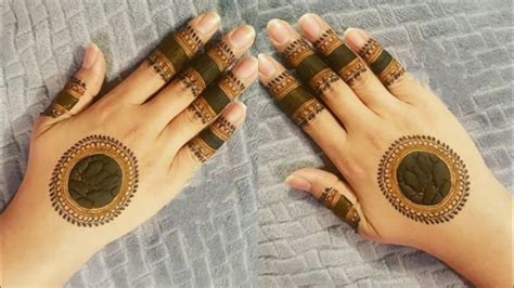 Mehndi Design Simple Circle