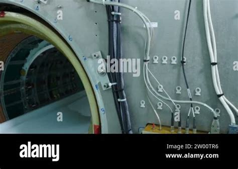 Mri Scanner Without Upper Plastic Covering Panels Mri Machine Assembling And Installation