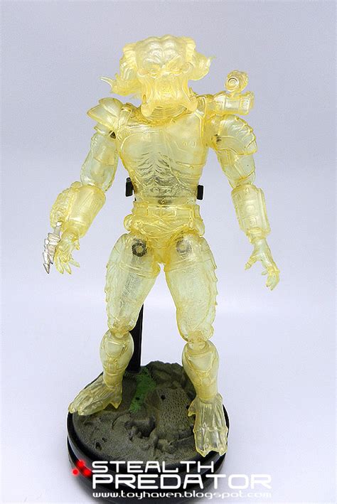 Toyhaven Medicom Rah Stealth Predator Figure