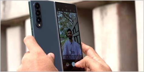 7 Pros And 7 Cons Of Foldable Phones Like Galaxy Fold Techwiser