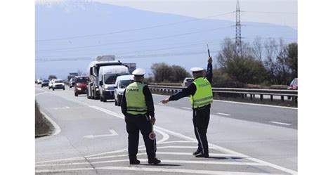 Мъж показа фалшива диплома на пътен полицай в Стара Загора