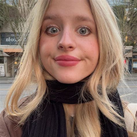 Instagram Rluluwilsonactress