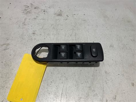 Multi-functional window switch Renault Captur 0.9 Energy TCE 12V ...