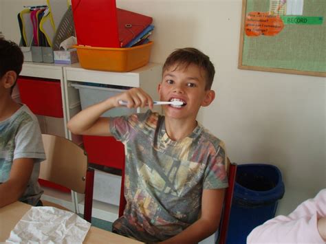 Uoi Unit 1 Grade 2 Explorers