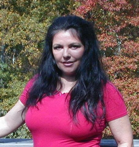 Hyapatia Lee Famousfix