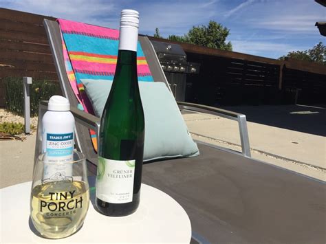 Trader Joes Gets It Groovee On After Applying Sunscreen