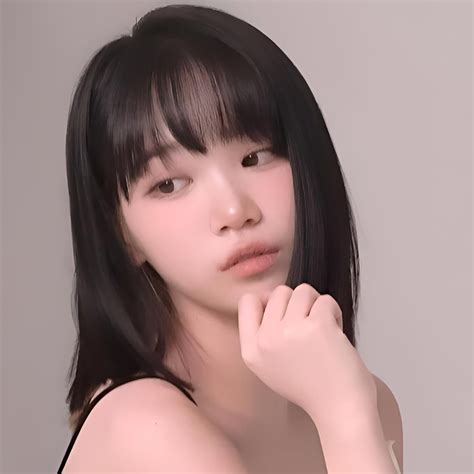 Chaewon Lesserafim Artofit