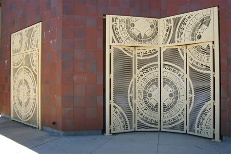 Artik Aztec Gates
