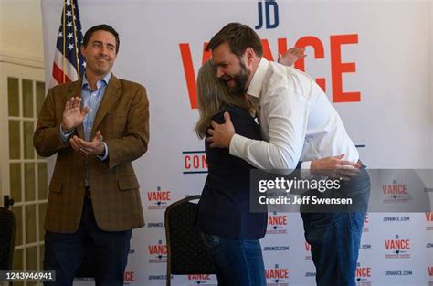 Us Republican Senate Candidate For Ohio Jd Vance Hugs Us Senator Jodi