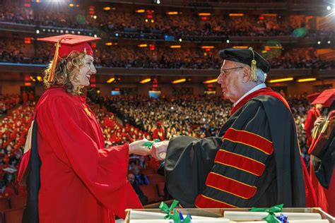 Mfa Design And Mfa Design For Social Innovation School Of Visual Arts Sva Nyc