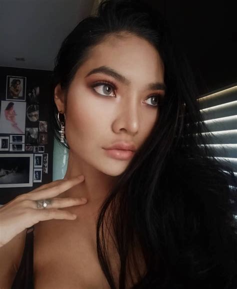 New Lips Patreon Themodelploy •onlyfans Themodelploy Model The Model