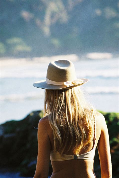 Daybreak Bee Cooper Lack Of Color [us]