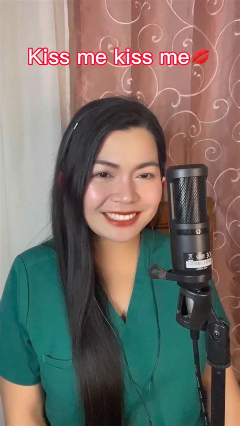 Kiss Me Kiss Me With Lyrics Kiss Me Kiss Me With Lyrics Sabayan Niyo
