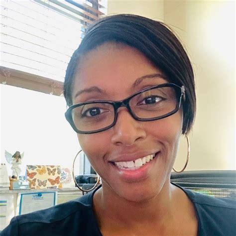 Sherika Roberson Director Of Housing Choice Voucher St Petersburg