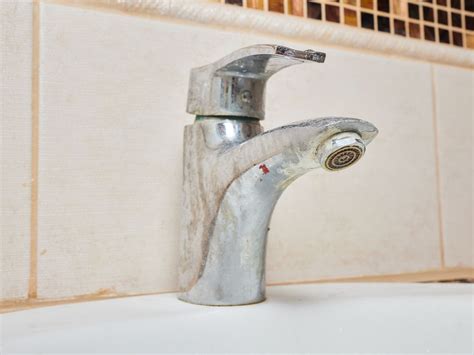 How To Remove Hard Water Stains Artofit