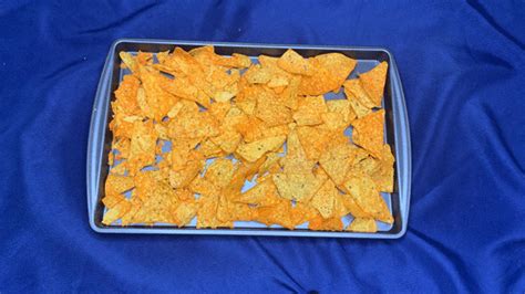 Chip Crushing Asmr With Bare Feet Goddess Sophia Rose Feet Clips4sale