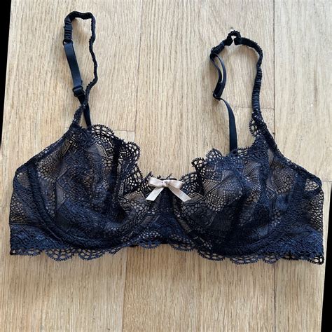 Se Produkter Som Liknar Elle Mcppherson Svart Bh I Sp På Tradera 683706463