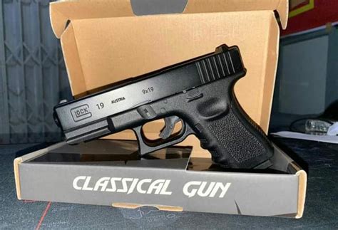 Replika Airgun Glock 19 Olah Raga Perlengkapan Olahraga Lainnya Di