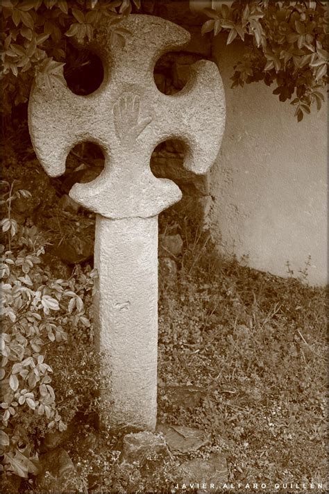 cruz orlada des encriptando el enigma