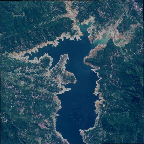 Python How To Measure The Length Of Image From A Masked Image Using Opencv Stack Overflow