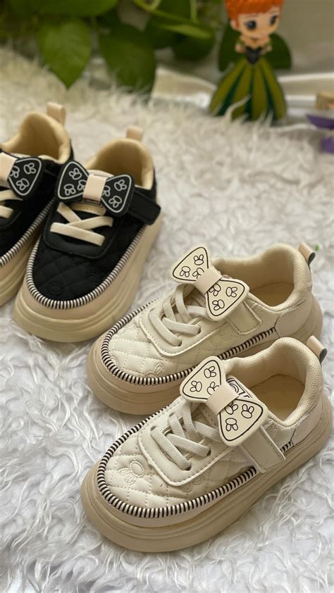 ‎کفش بچگانهکولهبیبی لندحسینی‎ ‎👡صندل عروسکی ستاره خونتون با پوشیدن