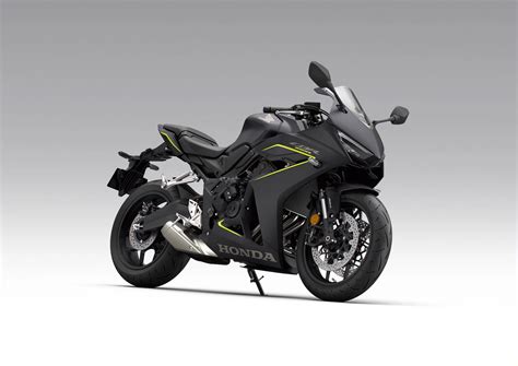 Motorrad Vergleich Honda Cbr650r E Clutch 2026 Vs Yamaha Mt 07 2025