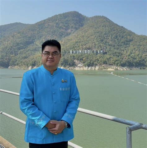 💥 นายชูชีพ พงษ์ไชย ผู้ว่าราชการจังหวัดตาก 🙏🙏 อวยพรปีใหม่ไทย เนื่องในเทศกาลสงกรานต์ 2568 1️⃣