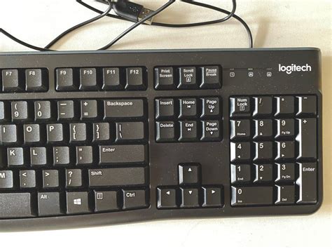 Logitech K120 Usb Keyboard Computers And Tech Parts And Accessories