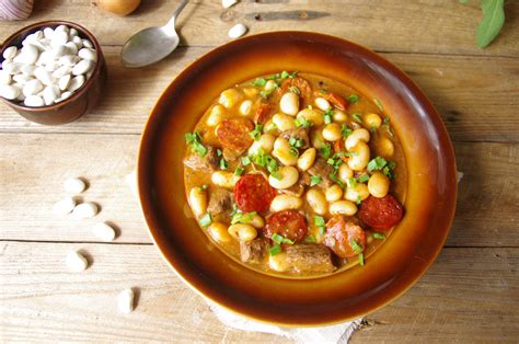 Gulasz Z Fasolą I Chorizo Przepis Przyslijprzepispl