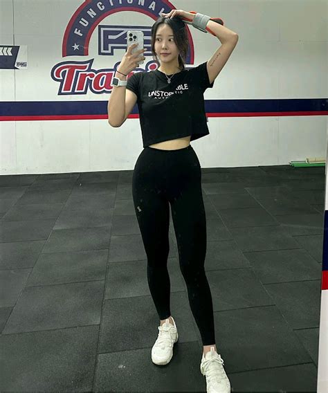 Unstoppable Authentic 언스탑퍼블 어센틱 크롭티 크롭티추천 크롭티코디 슬림크롭티 여성크롭티 여자크롭티 반팔크롭티 크롭반팔티 Youtube