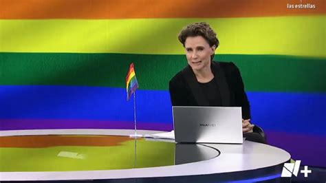 Comunidad LGBT refrendó su apoyo Denise Maerker tras confirmar su salida del noticiero