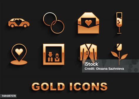 가족 사진 샴페인 한 잔 꽃 장미 정장 마음이 있는 위치 봉투 발렌타인 리무진 자동차 및 결혼 반지 아이콘을 설정합니다 벡터 가리키기에 대한 스톡 벡터 아트 및 기타 이미지