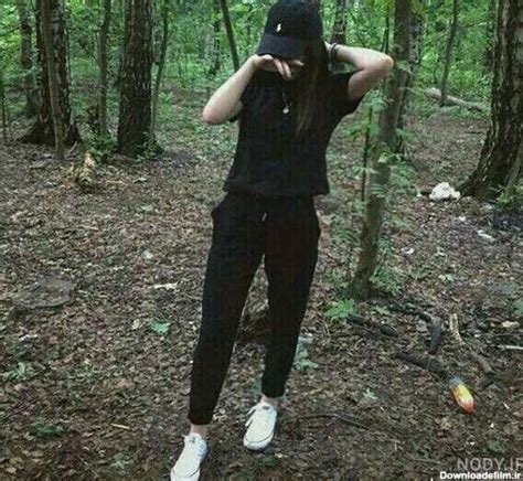 عکس های دختر در طبیعت از پشت برای پروفایل