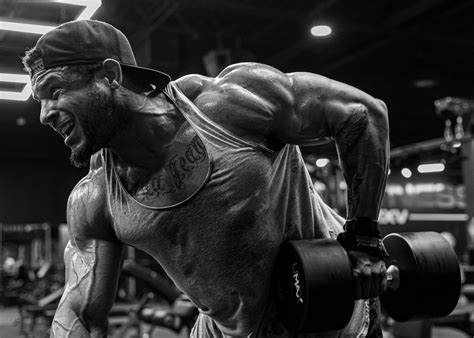 The Horseshoe Secret 3 Tricep Exercises That Add Immediate Width To