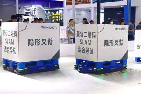 Guangzhou Logistics Exhibition Tuskrobots