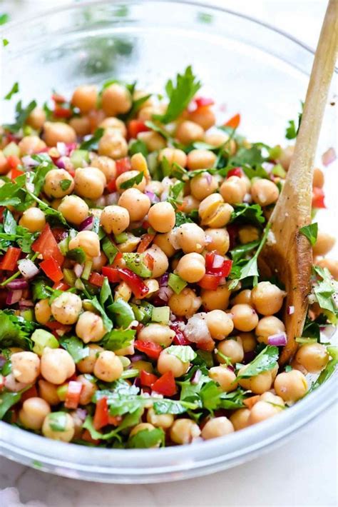 20 Minute Herby Mediterranean Chickpea Salad