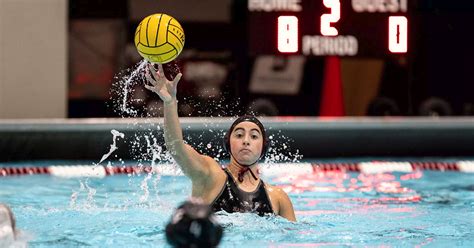 No 1 Stanford University Rolls By No 11 Harvard University 16 5