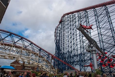 15 Theme Park Rides That Were Shut Down After Fatal Incidents