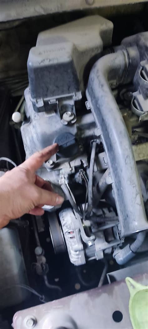 چگونگی تعویض روغن میتسوبیشی میراژ