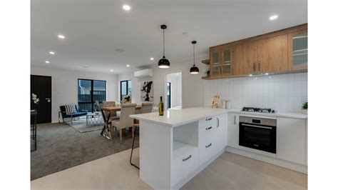 Becker — Silicon Architecture