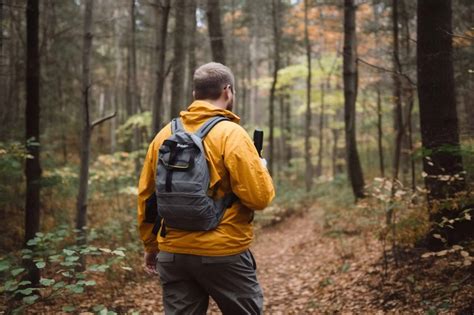 Off Grid Communication Staying Connected Off The Grid Off Grid World