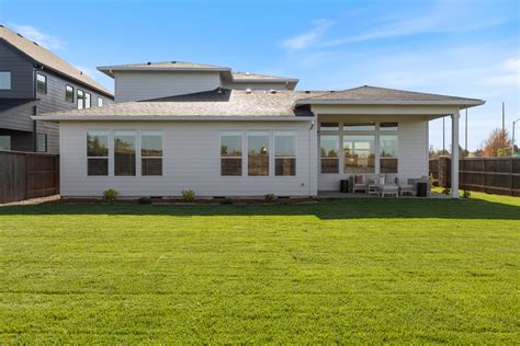 The 2582 Holt Homes